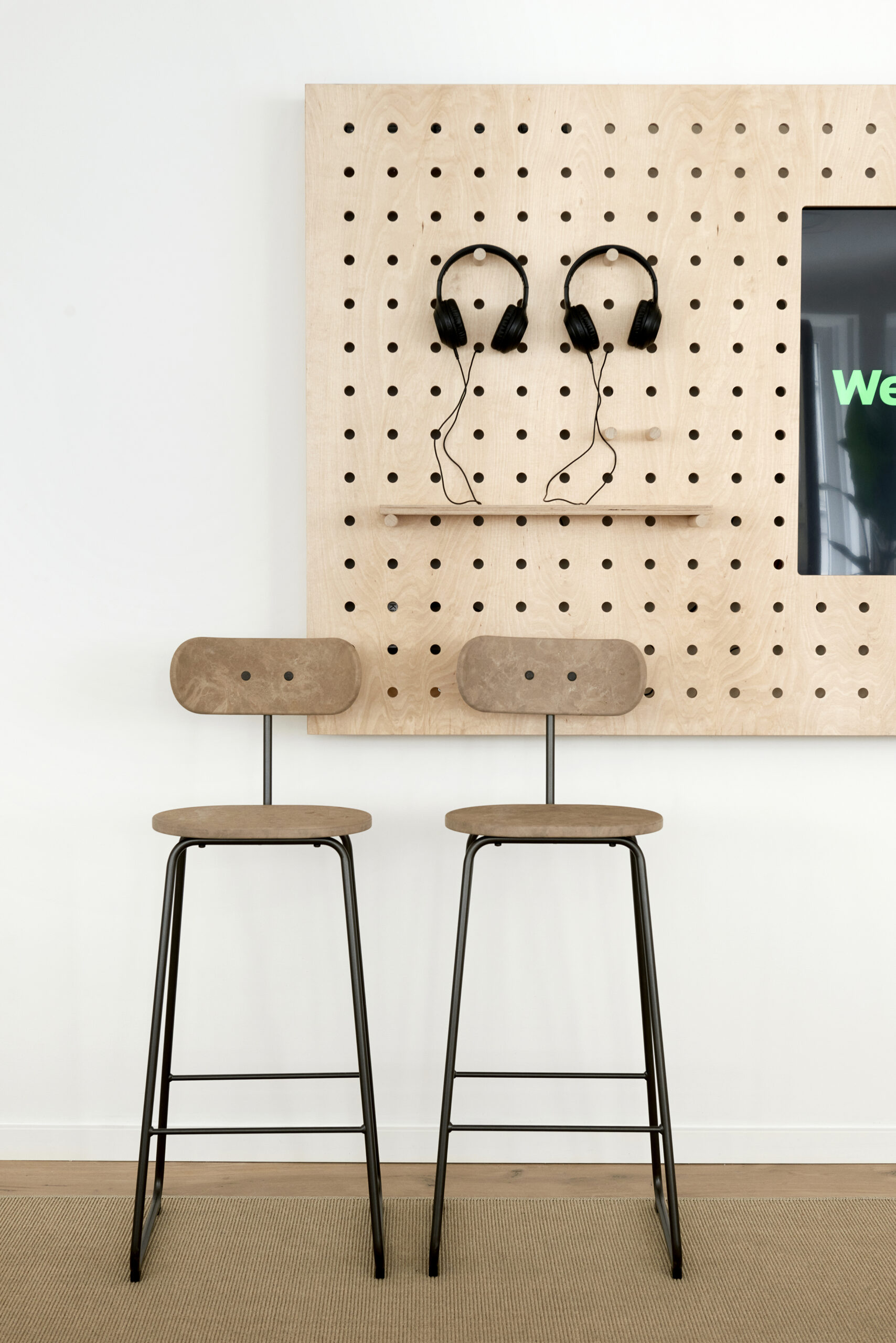 EVA HARLOU - Sustainable office design